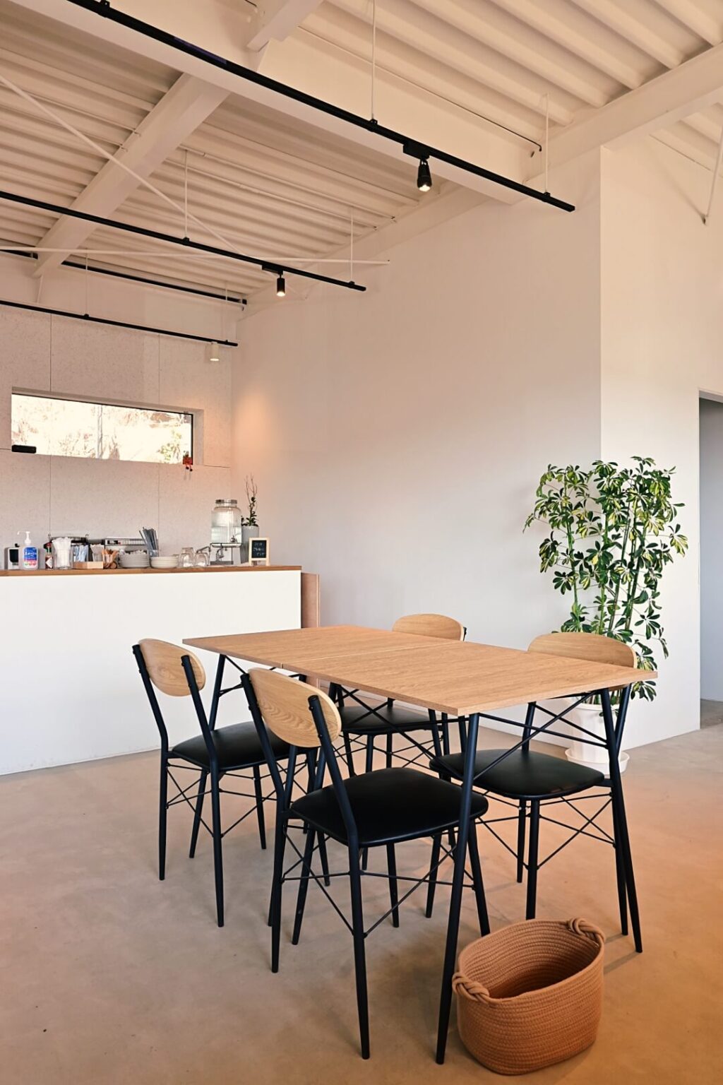 東御市「mitocafe」Open・美カフェで頂くボリューミーなピザランチ | シンプル自然 長野暮らし