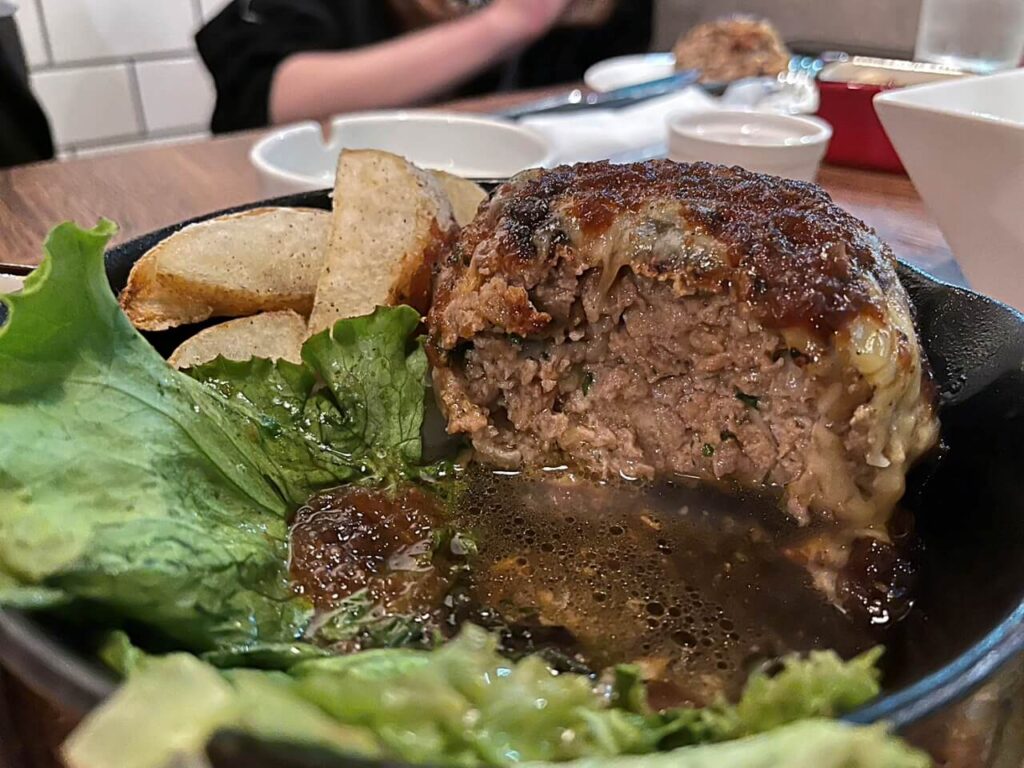 上田市「DARUMAN STREET FOODS」食事がウマ～な酒場でトワイライトのよなよなエール | シンプル自然 長野暮らし